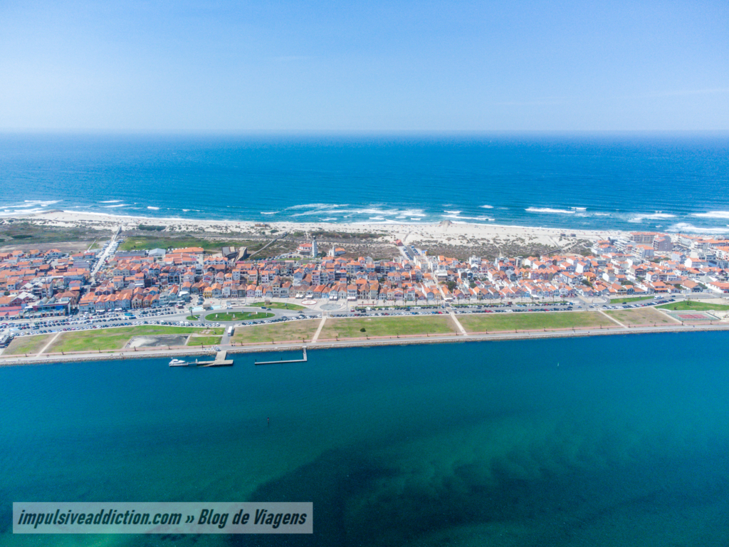 Aveiro to Costa Nova | Bus, striped houses, things to do