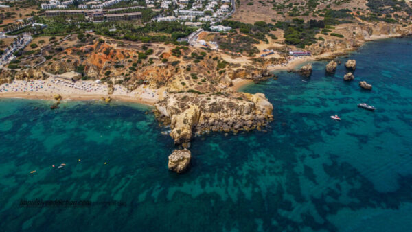 As 13 Melhores Praias de Albufeira para 2025